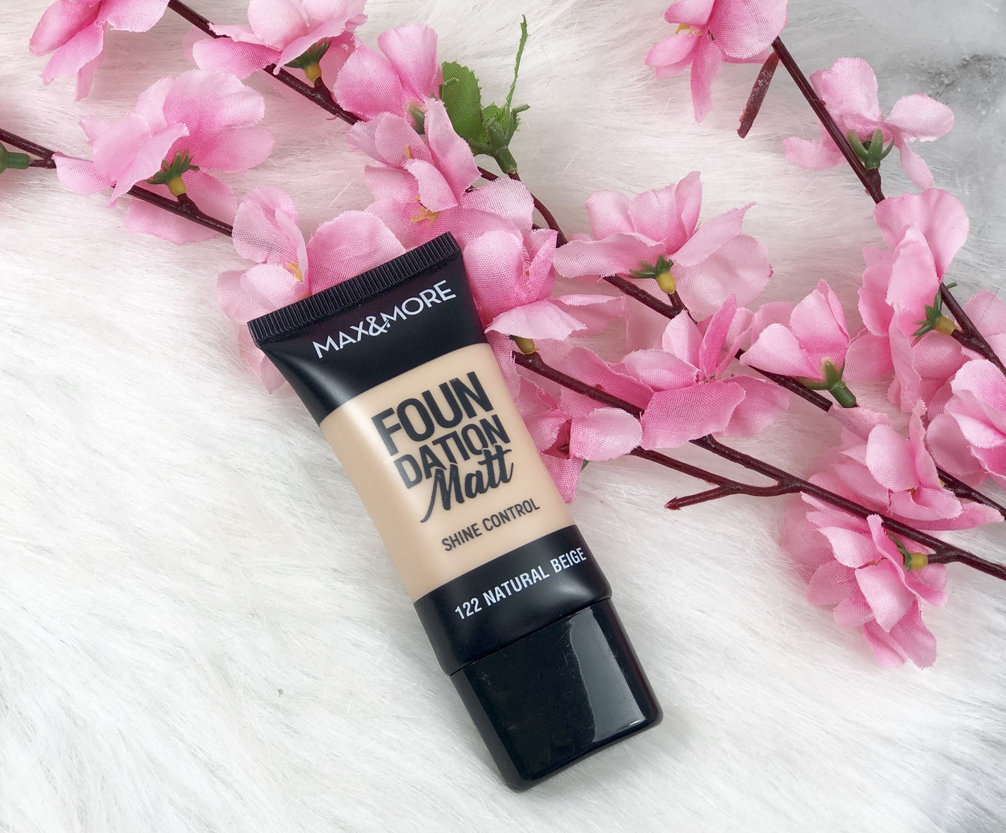 REVIEW | Action ‘Max & More’ Face Primer, Foundation en Compact Powder